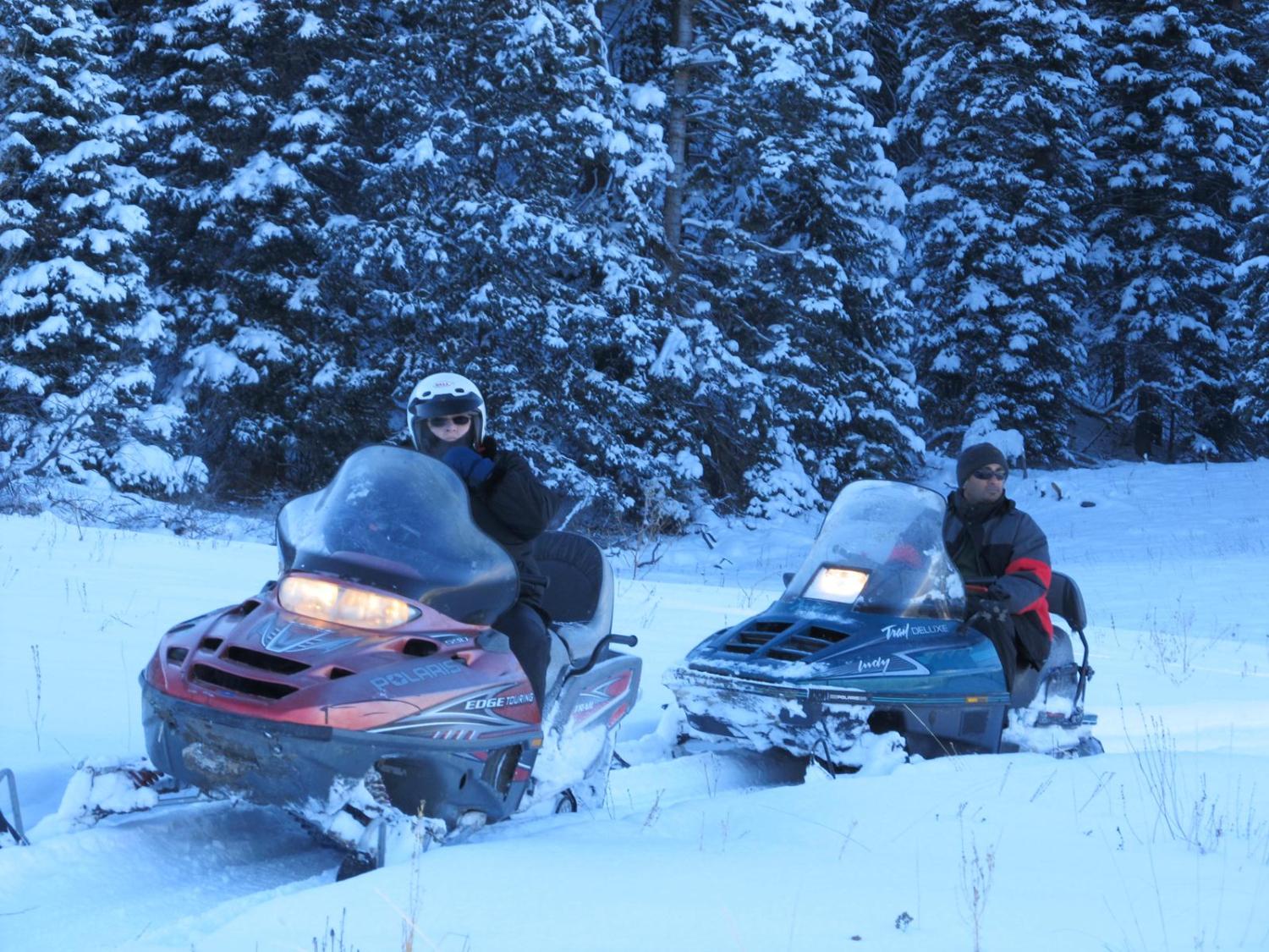 Wolfcreek Snow Mobile Tours